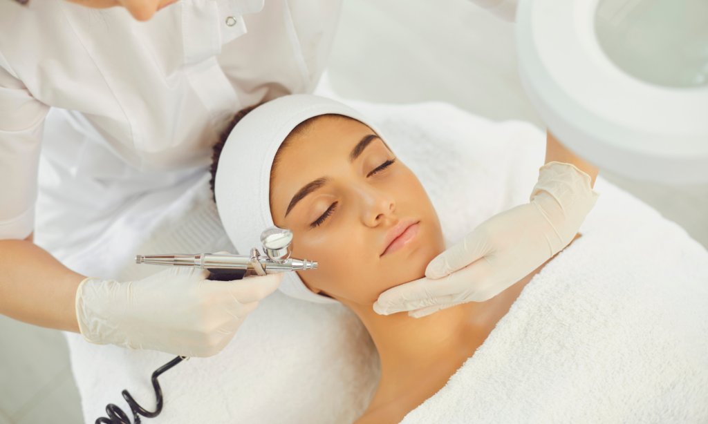 O2 How To: Oxygen Facial - Esthetician Continued Education