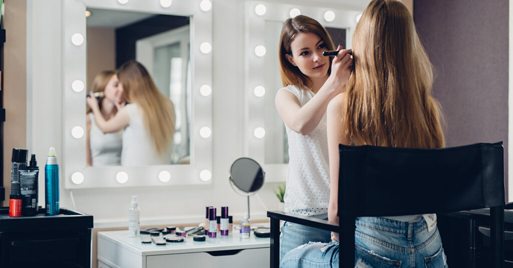 Runway Looks Makeup Application Course - Enroll Today